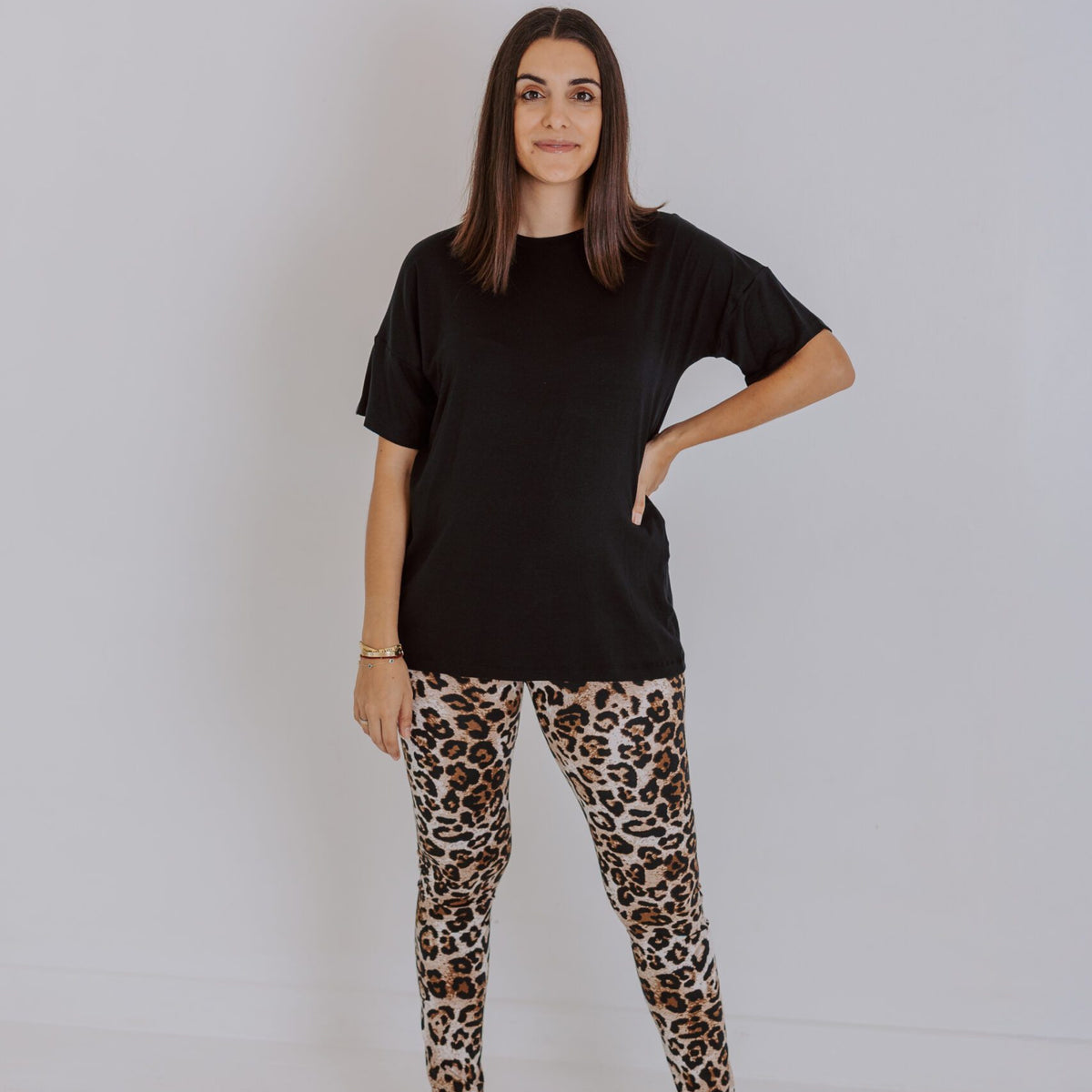 The Reversible Tie Tee Black – Momsy